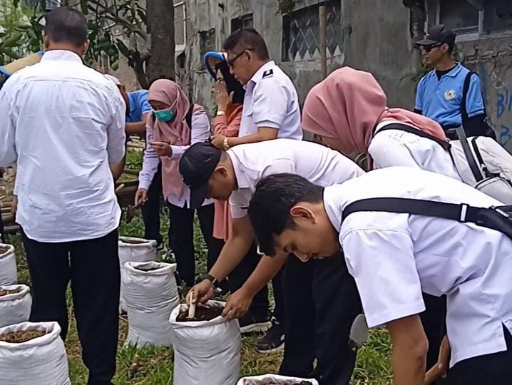 Turunkan Angka Stunting, Puspel PP Launching Buruan SEA Di Lahan KTPM ...